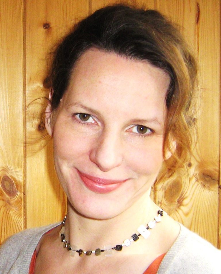 His Secret Family, by Ali Mercer - loopyloulaura