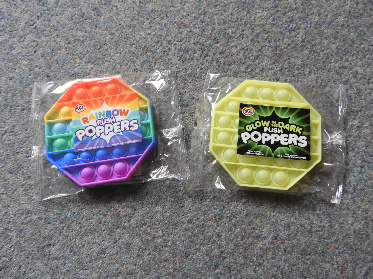Push Poppers toy review - loopyloulaura