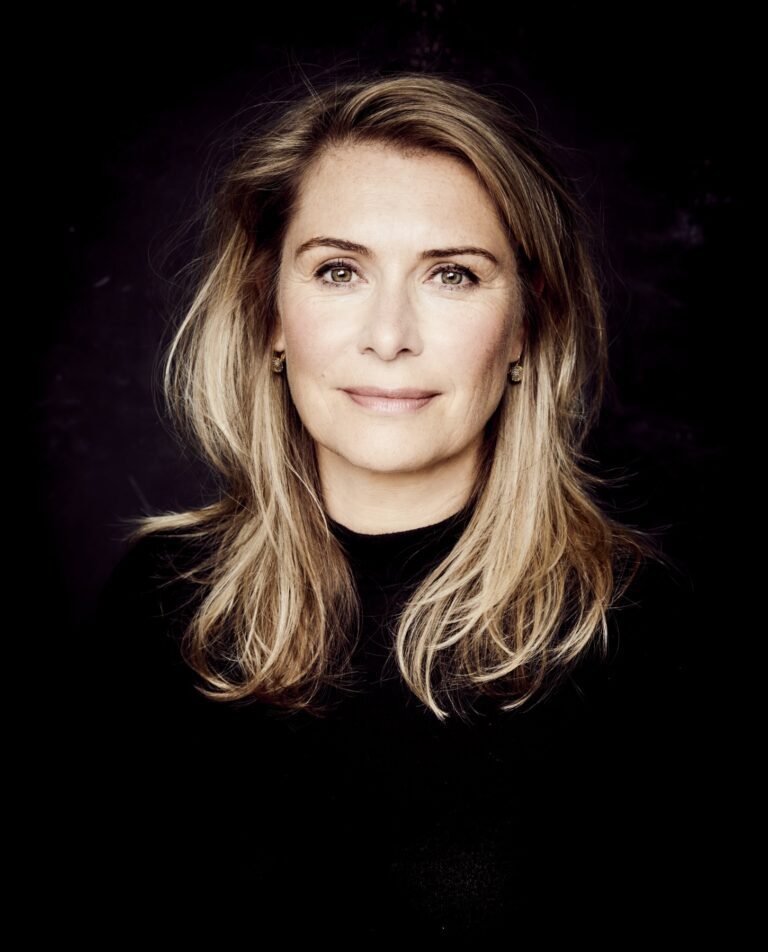 The Orphans of Amsterdam, by Elle van Rijn - loopyloulaura