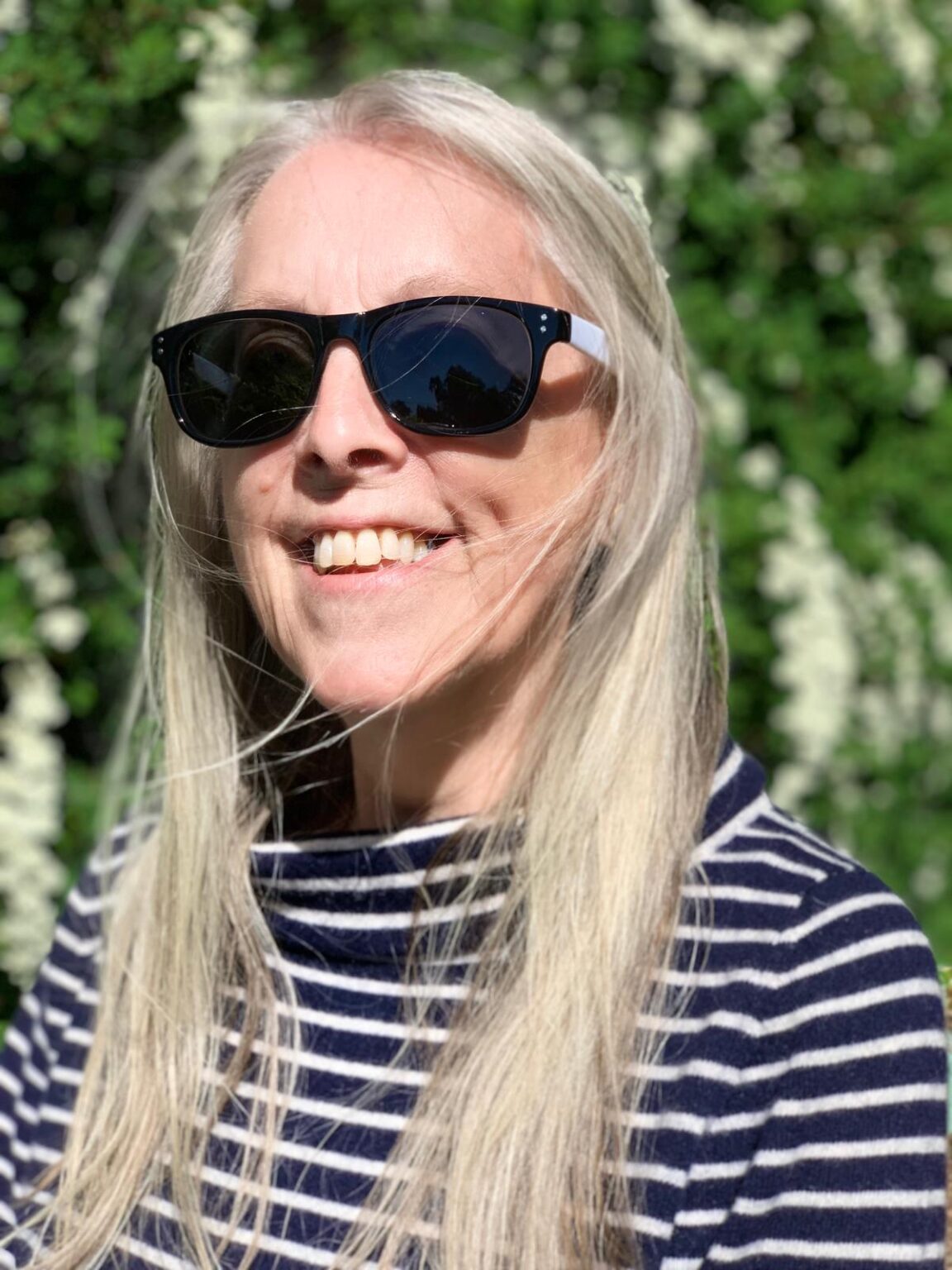 loopyloulaura - My very own website!!! Yikes!