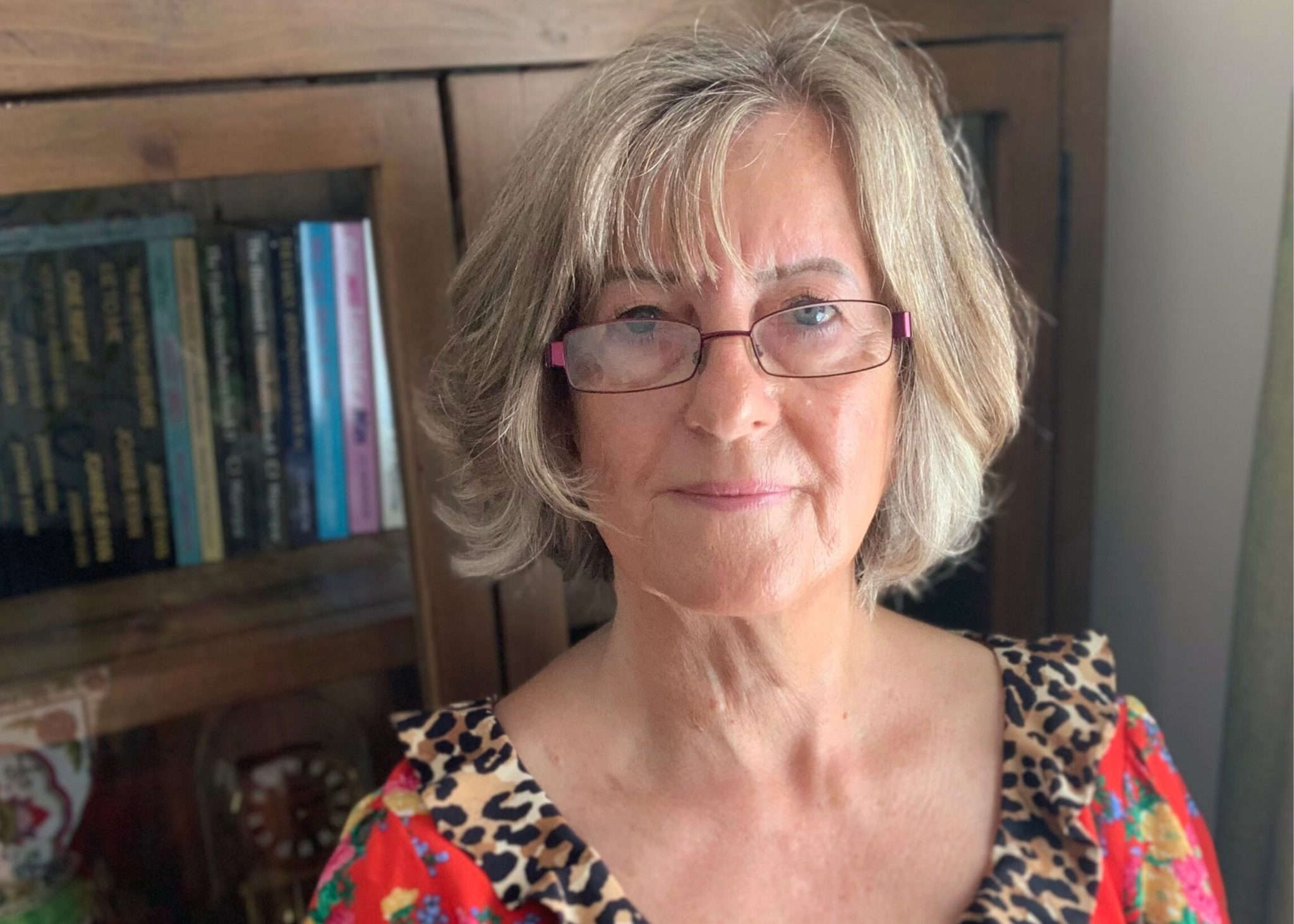 loopyloulaura - My very own website!!! Yikes!